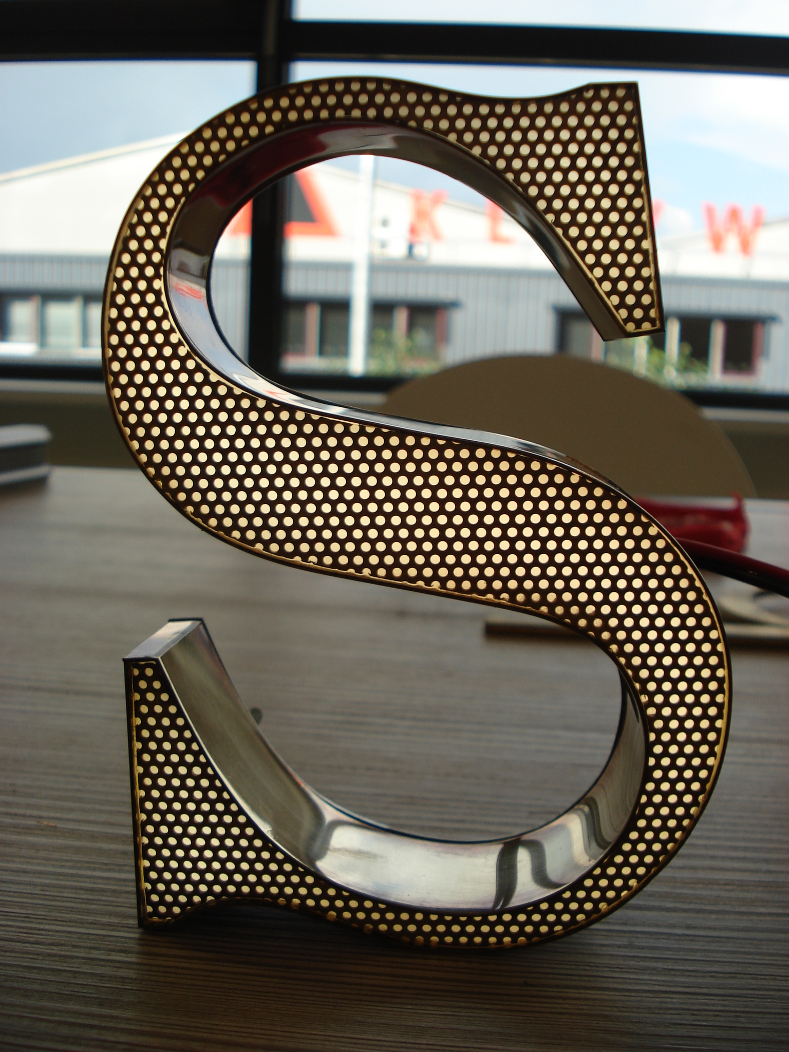 UPTBB LTD - World of Signage